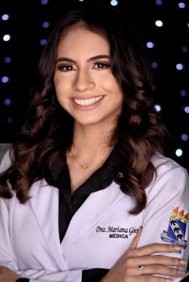 ENTREVISTA: Mariana de Moura Góes - Aprovada em 3º Lugar em Clínica Médica - HSL