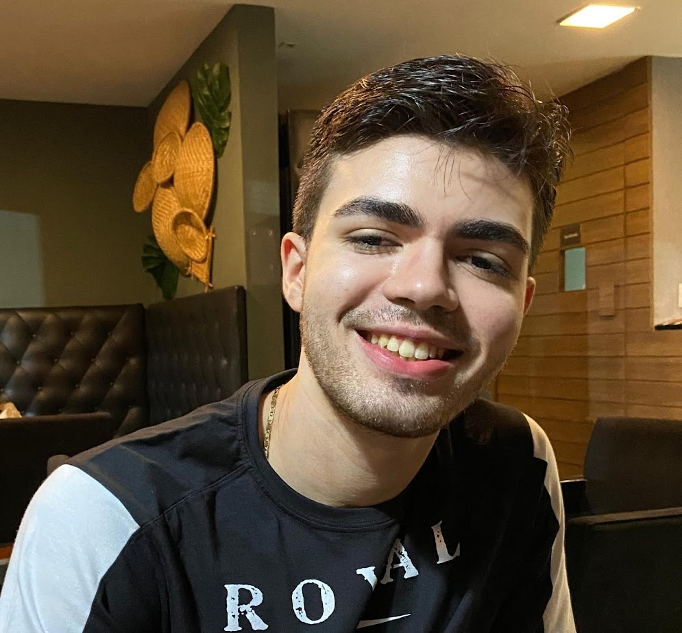 ENTREVISTA: Lucas Henrique Vieira Silva Santos - Aprovado em 1° lugar no concurso Câmara de ...